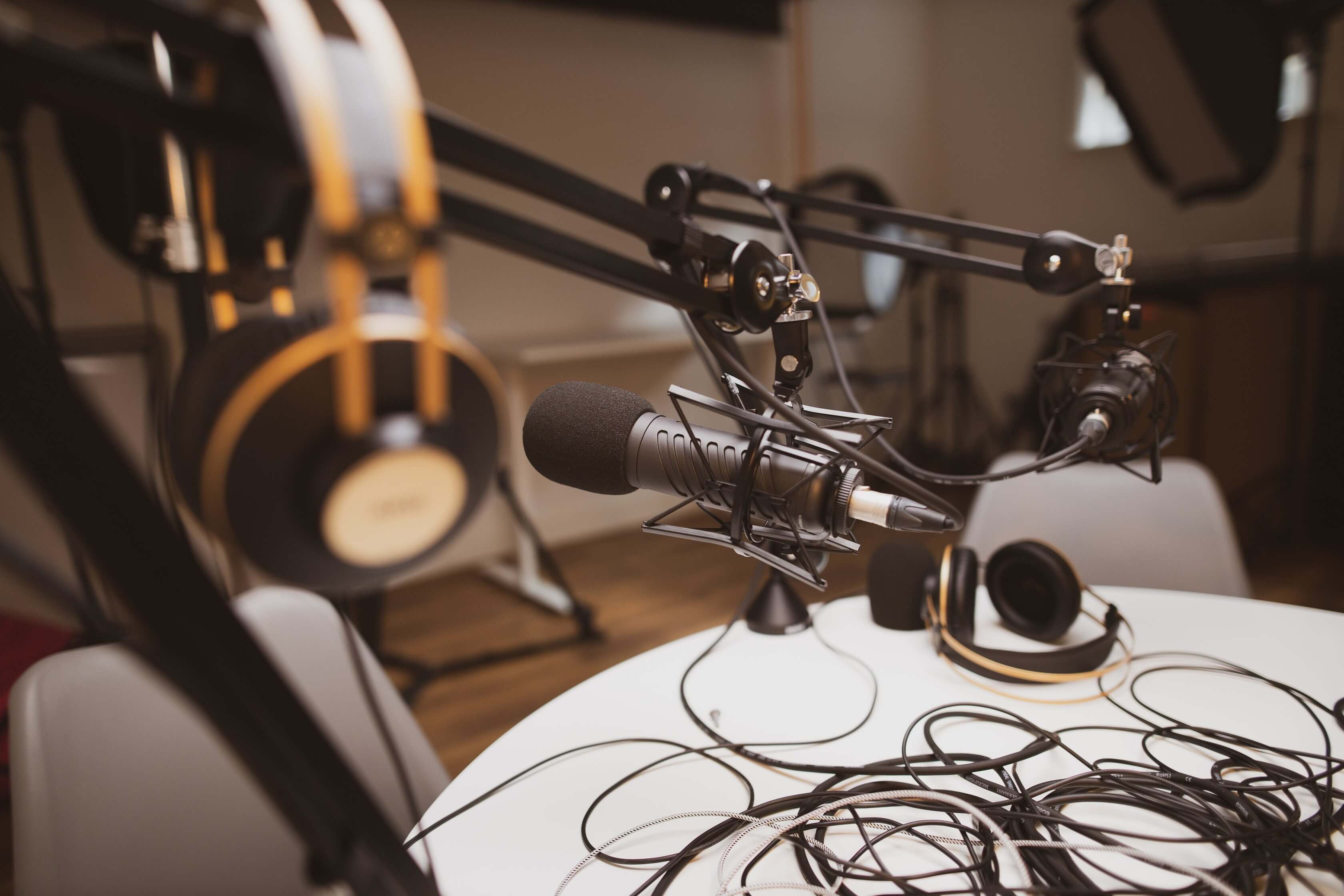 The Next Wave of Audio Advertising: Target Listeners & Personalize Ads